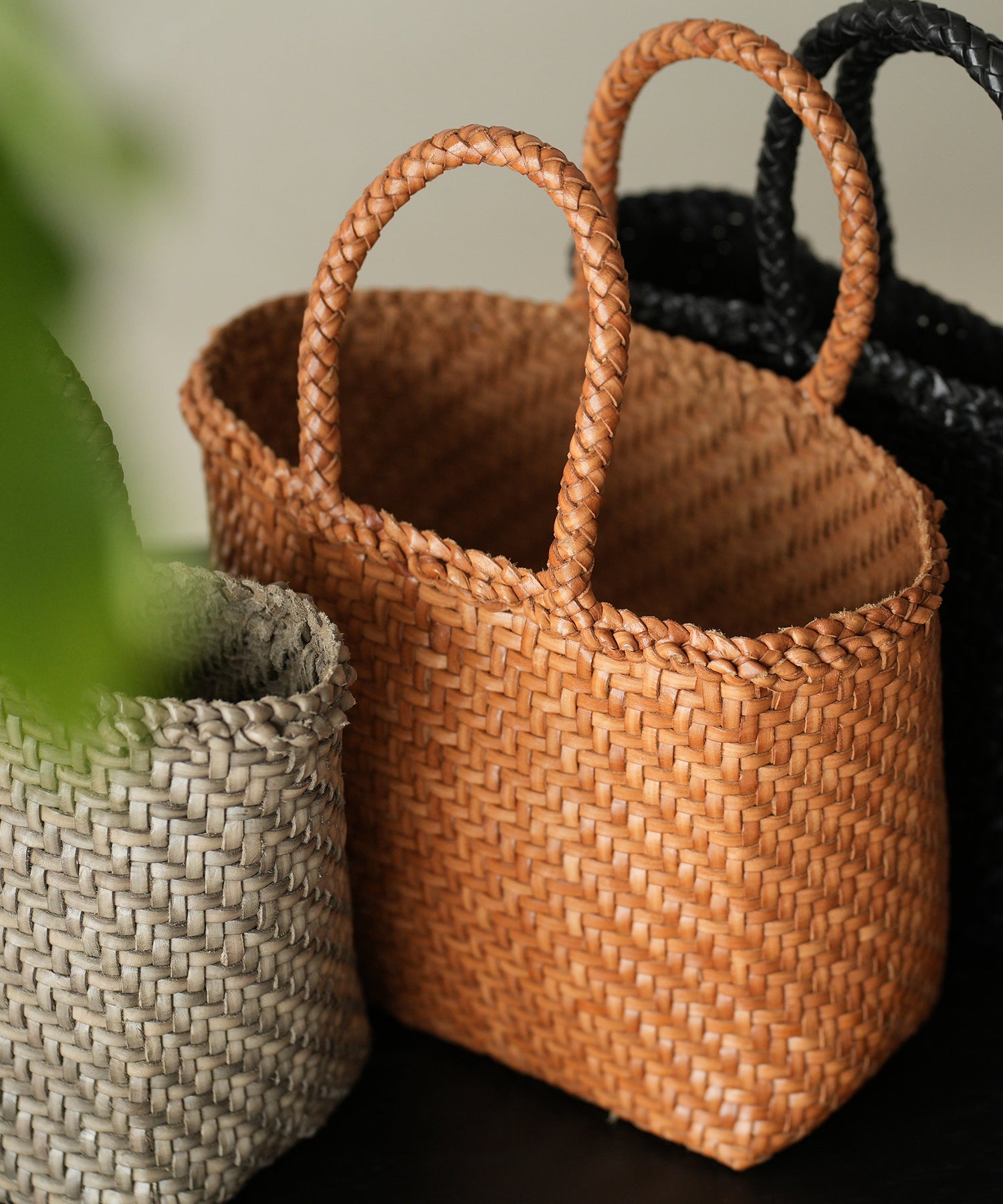 Leather bags REN Global shop – REN WEB SHOP