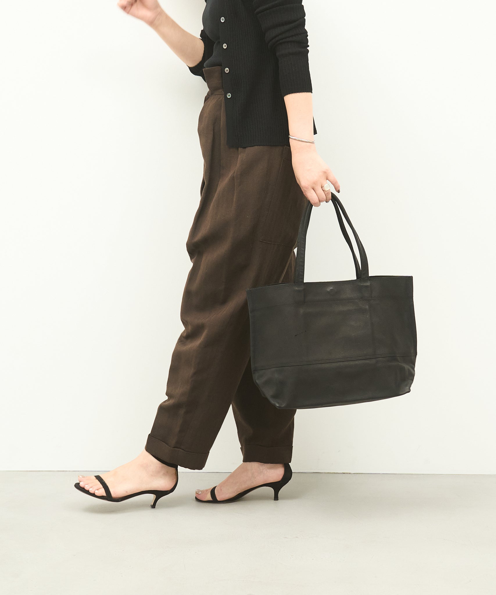 【REN / Tokyo 】Light and simple Japanese leather bag – REN WEB SHOP